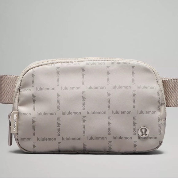lululemon athletica | Bags | Nwt Word Mark Linen Lululemon Everywhere ...